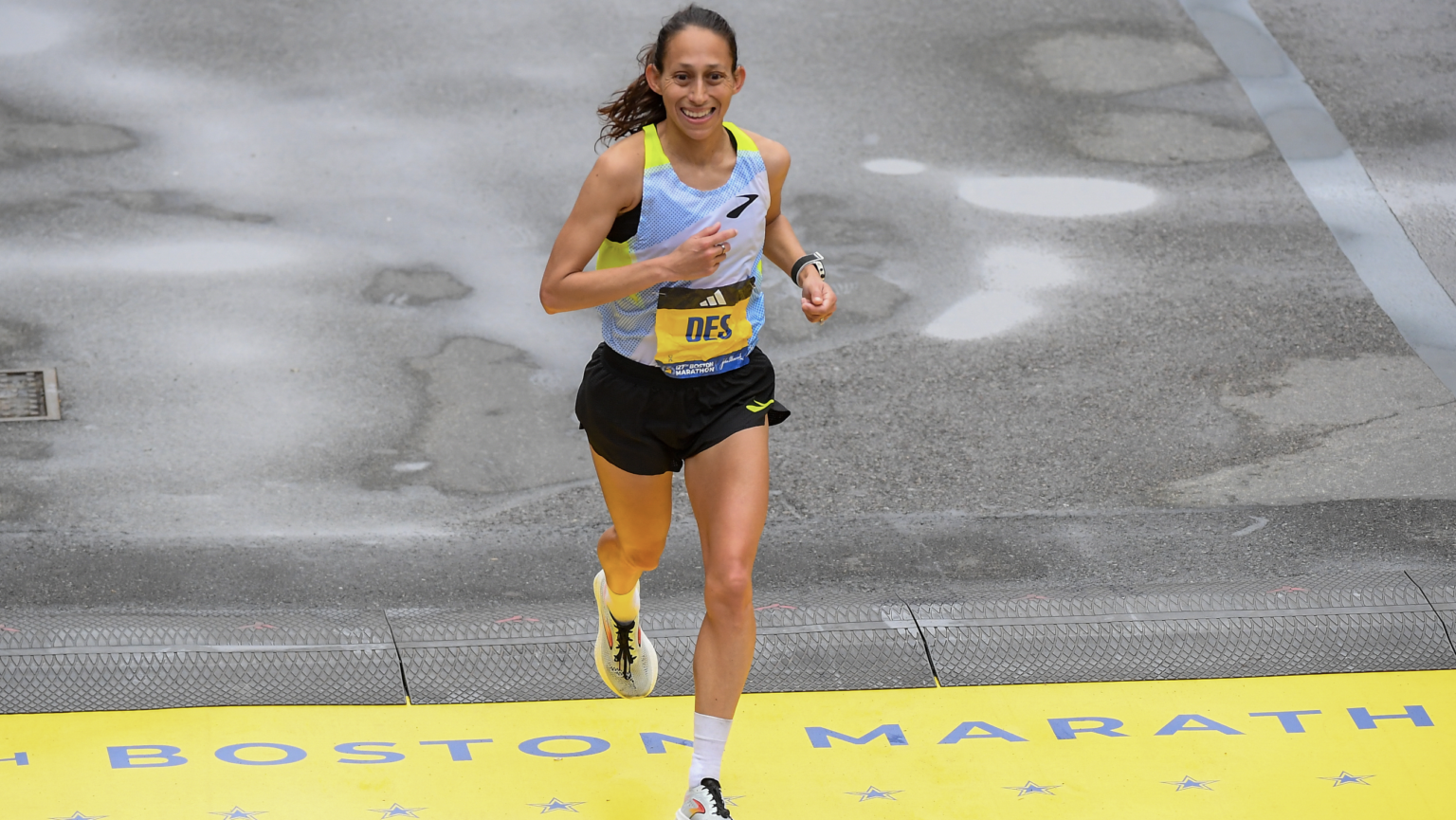 Des Linden: Catching Up with the Endearing Queen of Boston - Six Minute ...
